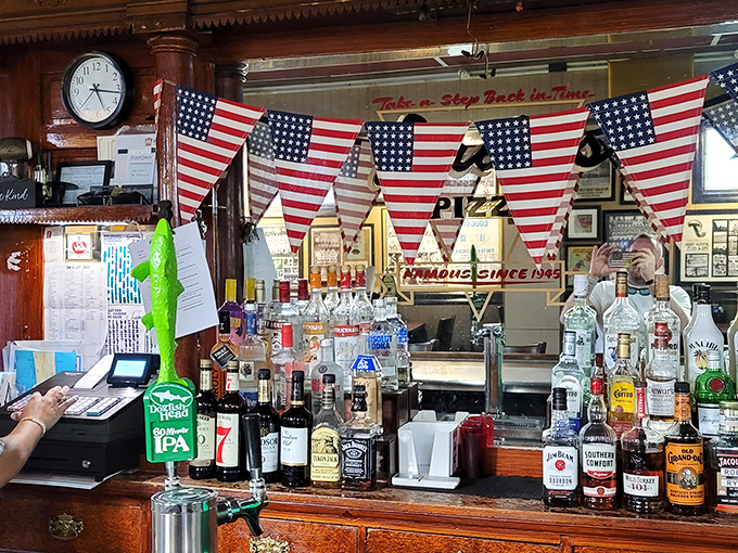 Stars, stripes, and slices forever! Andy's bar area is so patriotic, it makes you want to pledge allegiance to the flag &ndash; and then order another round.