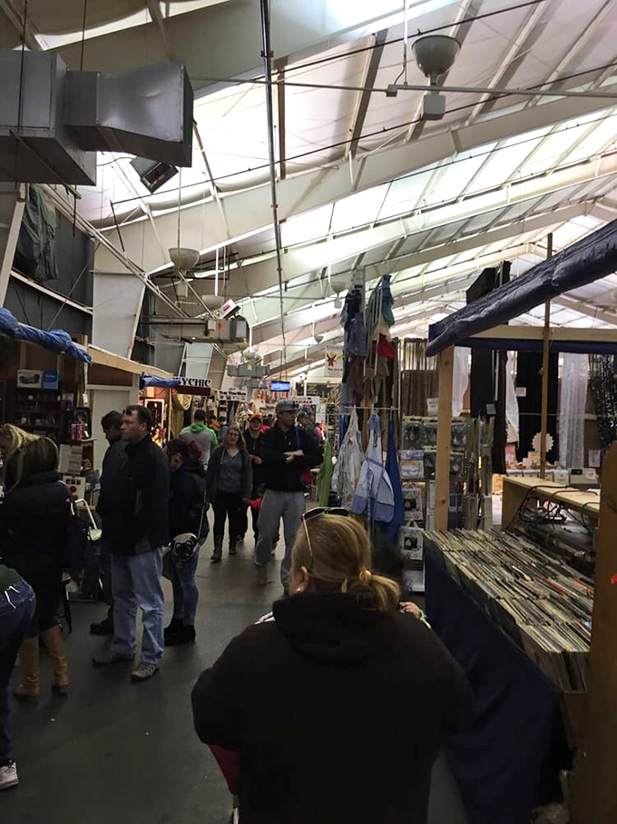 People-watching paradise! The indoor market is where treasure hunters and curiosity seekers cross paths in air-conditioned comfort.