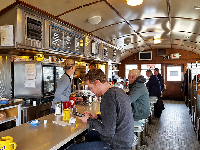 A slice of Americana, served hot and fresh. Where strangers become regulars, and regulars become family.