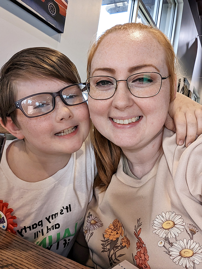 Happy faces and full bellies – the universal language of a great meal. Mugshots: bringing families together, one bite at a time.