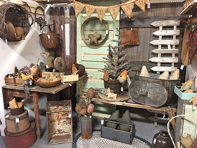 Garden of earthy delights! This rustic vignette is where Pinterest dreams and farmhouse chic fantasies bloom into vintage reality.