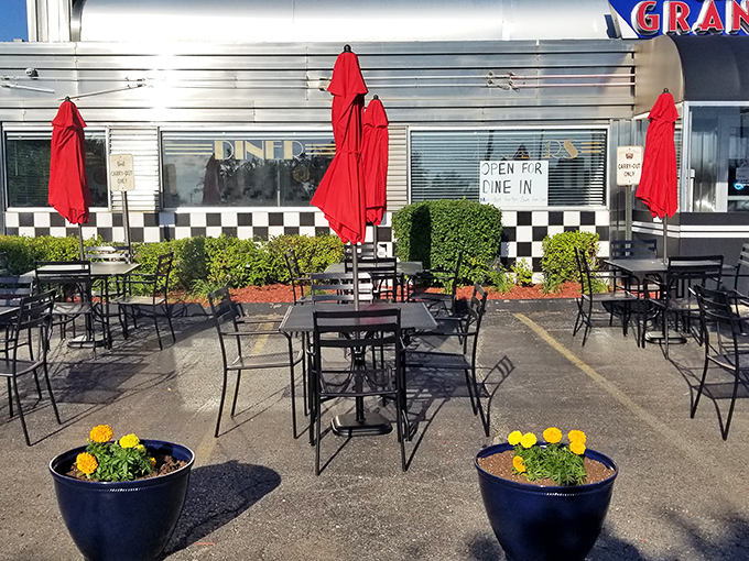 Soak up some sun with your sandwich! The outdoor seating area is perfect for people-watching and vitamin D absorption.