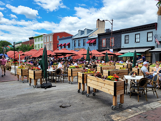 Al fresco dining with a side of people-watching. It's like a real-life Norman Rockwell painting, but with better food.