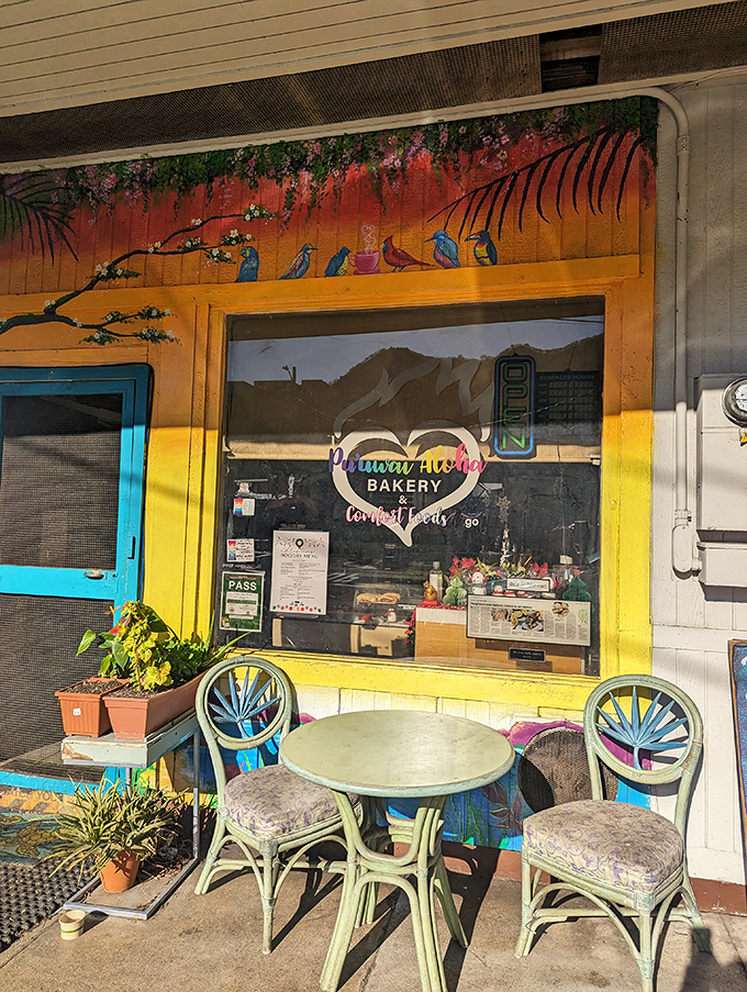 Pull up a chair and stay awhile! This cozy outdoor seating area is perfect for people-watching and pastry-inhaling. Multi-tasking at its finest.