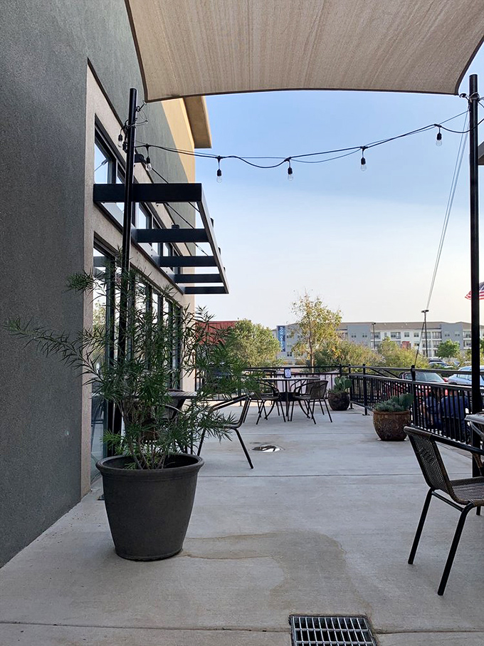 Who says you can't find an oasis in the desert? Slapfish's patio is the perfect spot for a seafood siesta under the New Mexico sky.