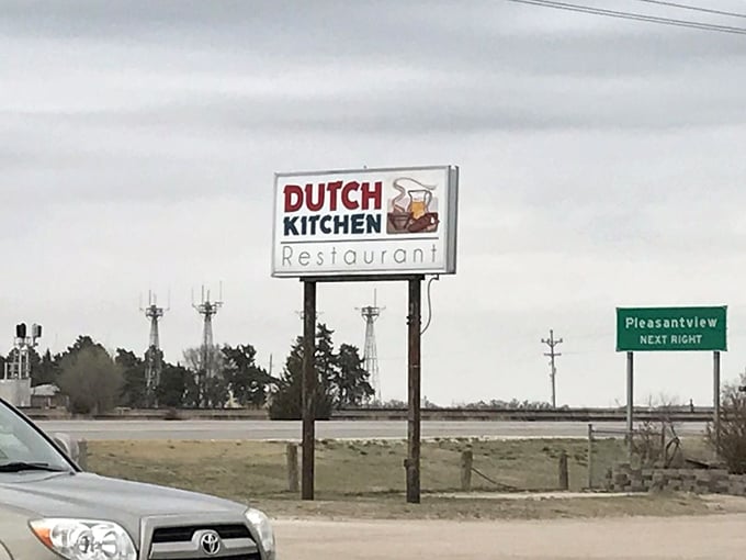 The roadside beacon that's guided hungry travelers for decades. Follow this sign to find pie-based happiness.