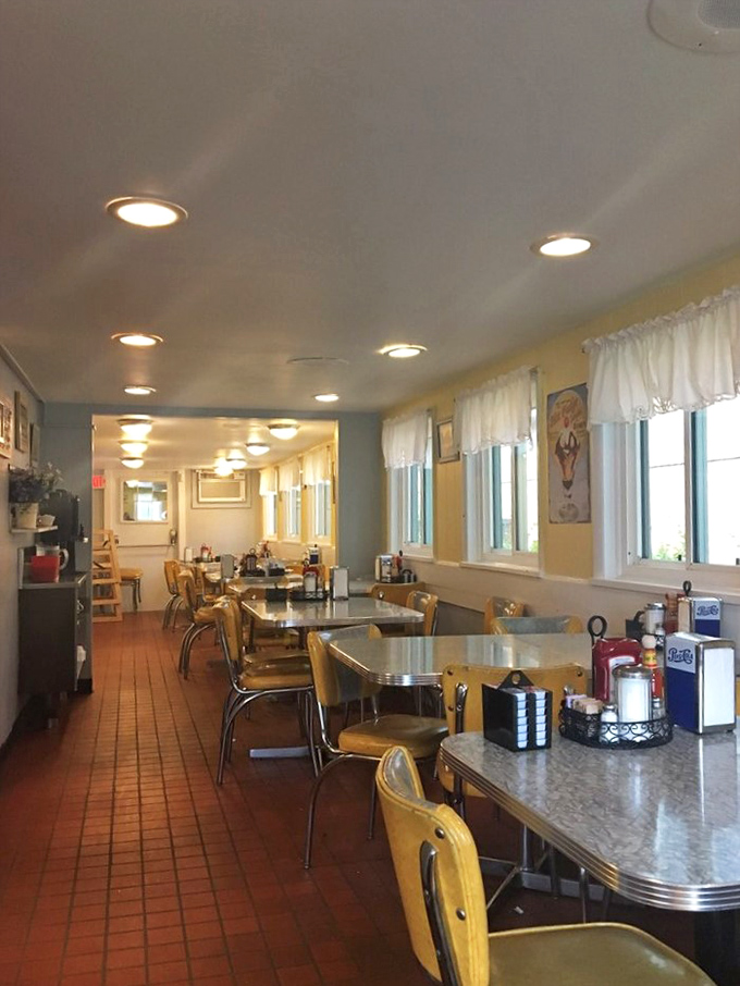 Table for two, or ten! The spacious dining area is perfect for everything from intimate chats to boisterous family gatherings. Just don't spill the syrup!