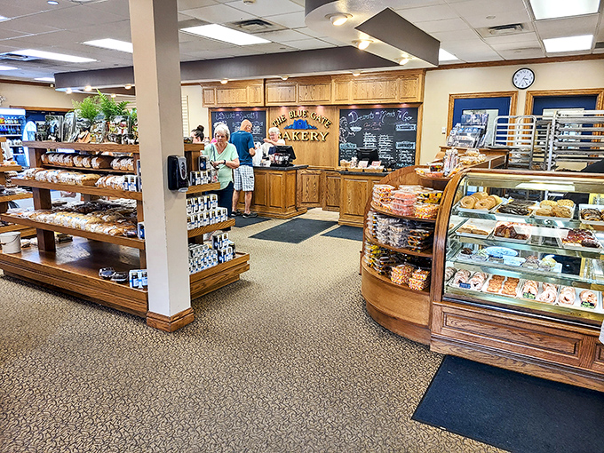 The take-out area: for when you want to bring a taste of Blue Gate home. Because sometimes, the best souvenir is edible (and delicious).
