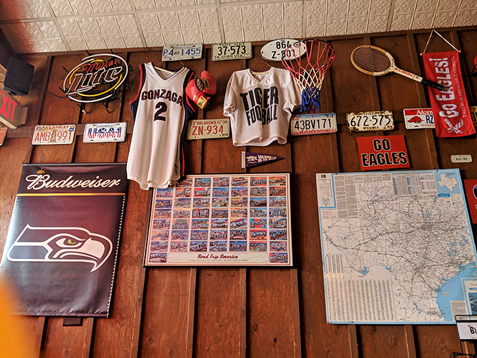 If these walls could talk, they'd probably just say "Mmm!" The eclectic decor tells the story of countless satisfied customers and finger-lickin' good meals.