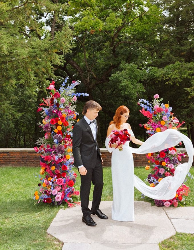 Who needs a destination wedding when you've got this floral wonderland in your own backyard? Iowa's answer to the Gardens of Versailles.