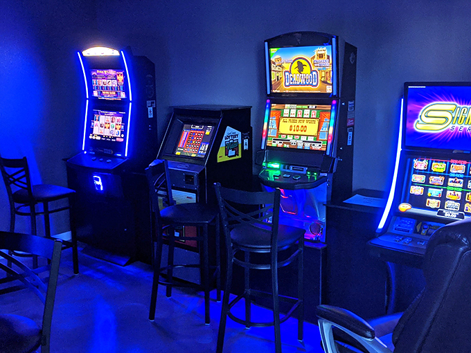 Game on, flavor seekers! Squealer's arcade area lets you work up an appetite for round two (or three) of BBQ delights.