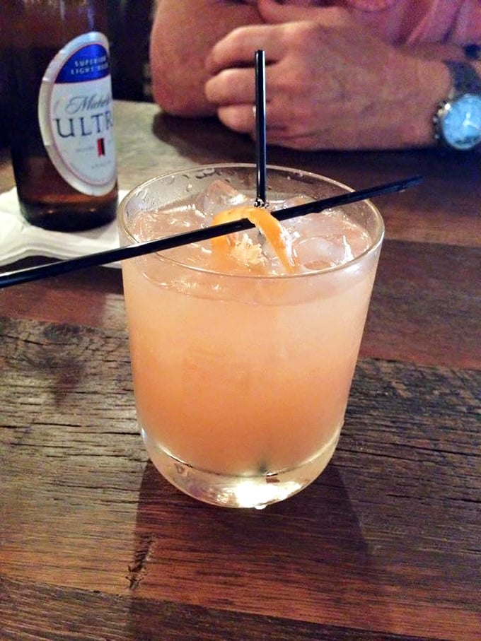 This cocktail's so pretty, it could star in its own Instagram account. #DrinkGoals