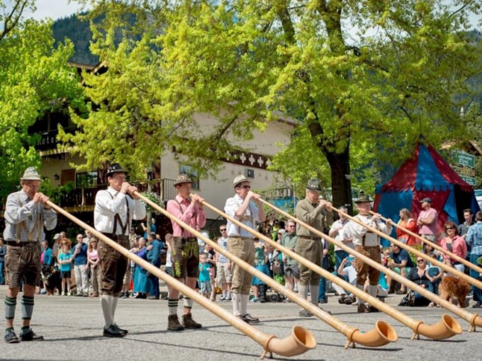 Leavenworth's festivals: where lederhosen meets line dancing. Cultural fusion has never been so entertaining... or stretchy!