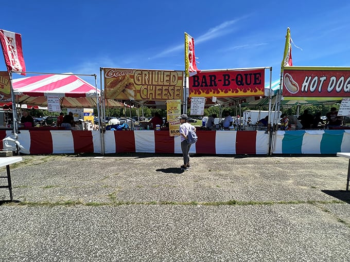 Grilled cheese, BBQ, and hot dogs, oh my! This culinary trifecta is the holy grail of comfort food. Diet? What diet?