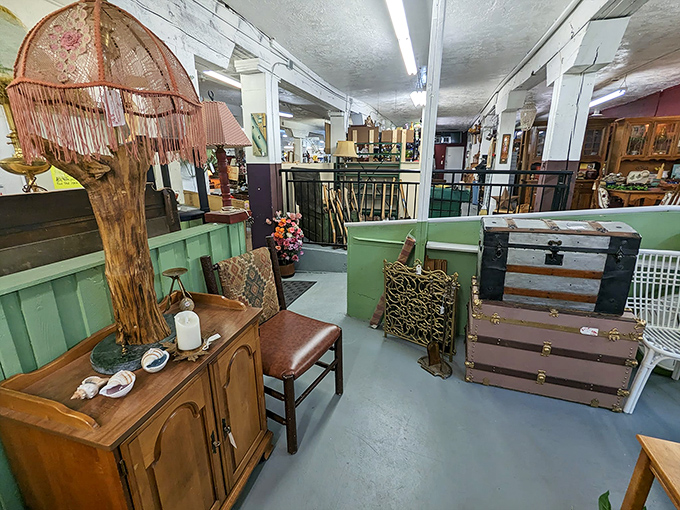 Take a load off in the land of misfit furniture! That fringed lamp is giving me flashbacks to my groovy college dorm room.