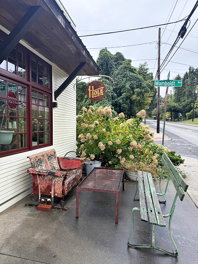 Al fresco doughnut dining at its finest! This charming outdoor nook is where memories (and extra pounds) are made. It's like a scene from a rom-com, but the love story is between you and your doughnut.