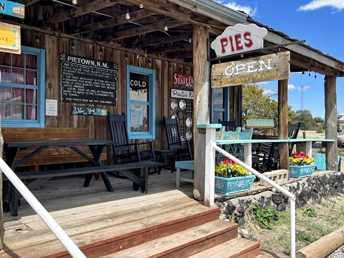 Pie with a view! This charming patio is the perfect spot to savor your slice and soak in some New Mexico sunshine.