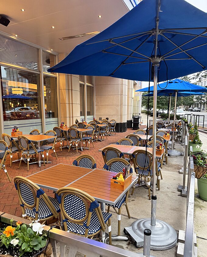 Al fresco dining with a side of people-watching. It's like your own personal sidewalk caf&eacute;, minus the Parisian attitude.