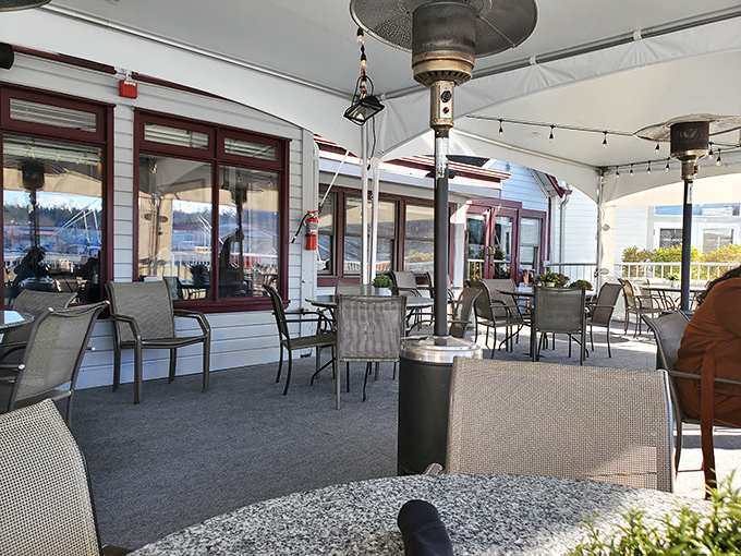 Outdoor dining with a view? Yes, please! This patio is the perfect stage for your next culinary adventure.