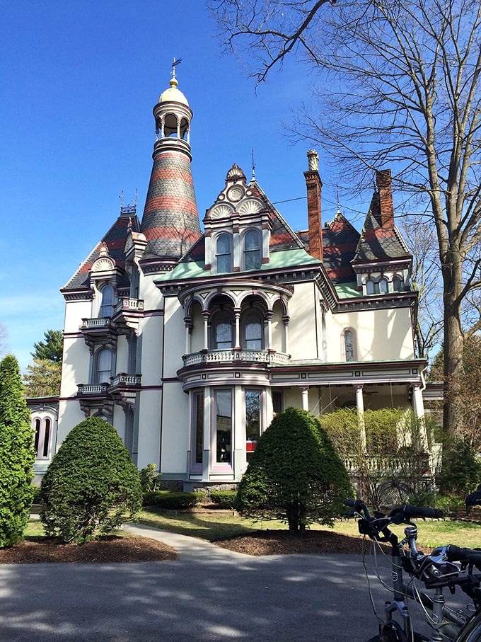 The Batcheller Mansion Inn: Victorian splendor meets modern comfort. It's like Downton Abbey, but with better Wi-Fi and fewer family scandals.