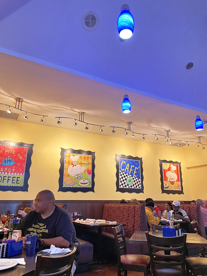 Welcome to the breakfast club! Where strangers become friends over shared plates and the mutual love of a good meal.