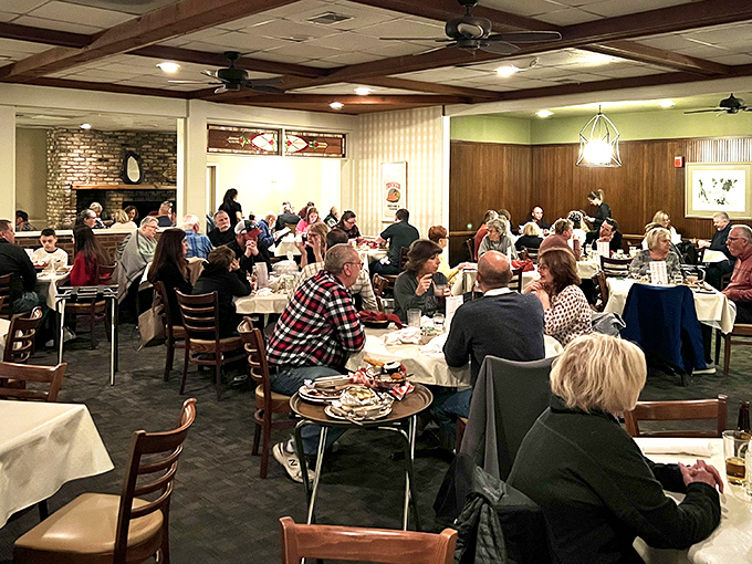 The dining room hums with the symphony of conversation and clinking glasses&mdash;Nebraska's version of a New York hotspot.