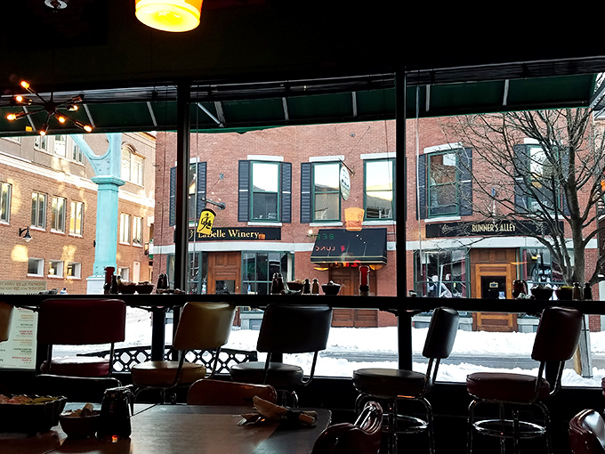 A room with a view... of more delicious food! Even the street scene outside can't compete with the culinary delights within.