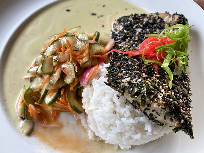 The ocean called &ndash; it wants its fish back! This baked Mahi Mahi is so fresh, it might just swim off your plate. Quick, catch it with your fork!