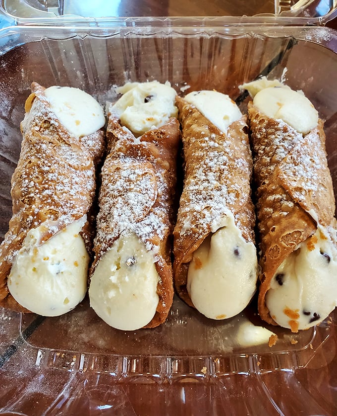 Cannolis: The Italian answer to "What if we made dessert portable?" These cream-filled tubes of joy are a handheld slice of heaven.