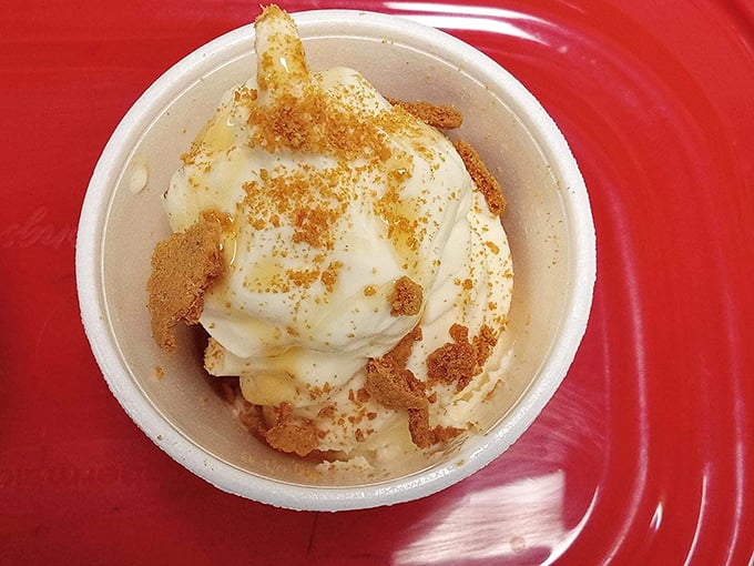 This sundae looks like what would happen if autumn and summer had a delicious ice cream baby. Caramel drizzle as art form.