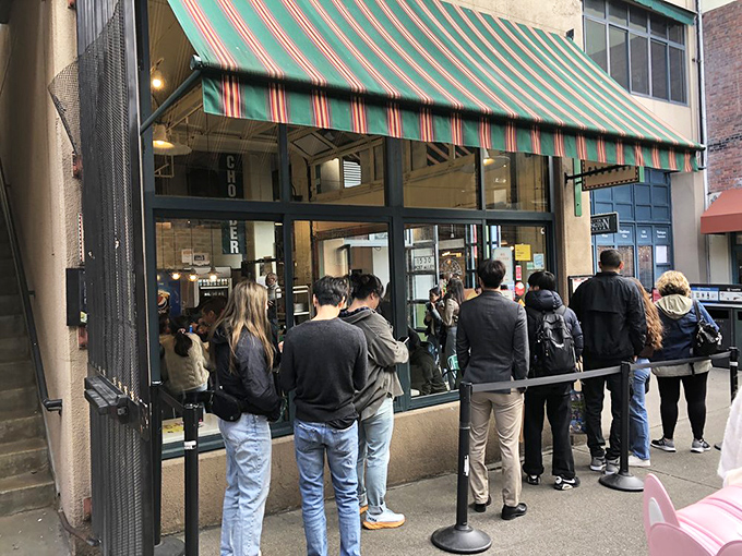 Good things come to those who wait. This line isn't just a queue, it's a pilgrimage to seafood nirvana.