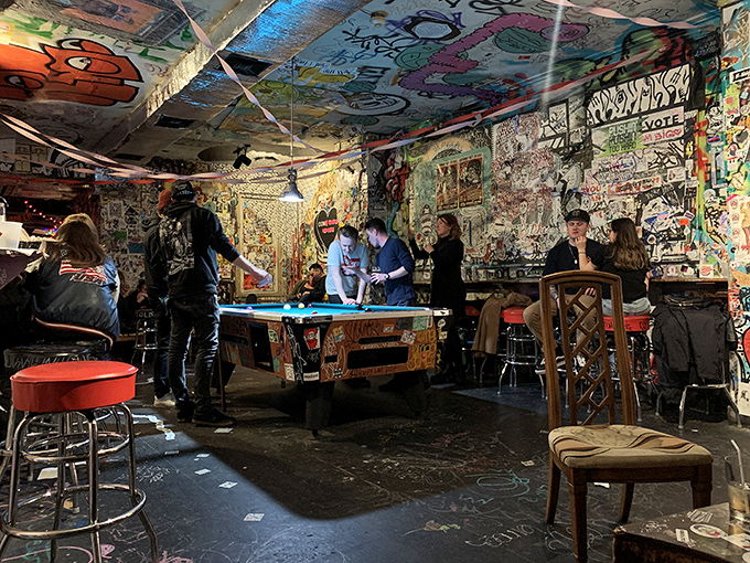 Who says you can't play with your food? This area is like an adult playground where billiards and bites collide.