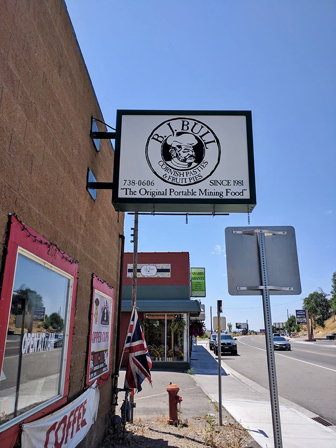 The sign says it all: "Original Portable Mining Food." It's like a lunchbox for grown-ups, minus the superhero stickers.