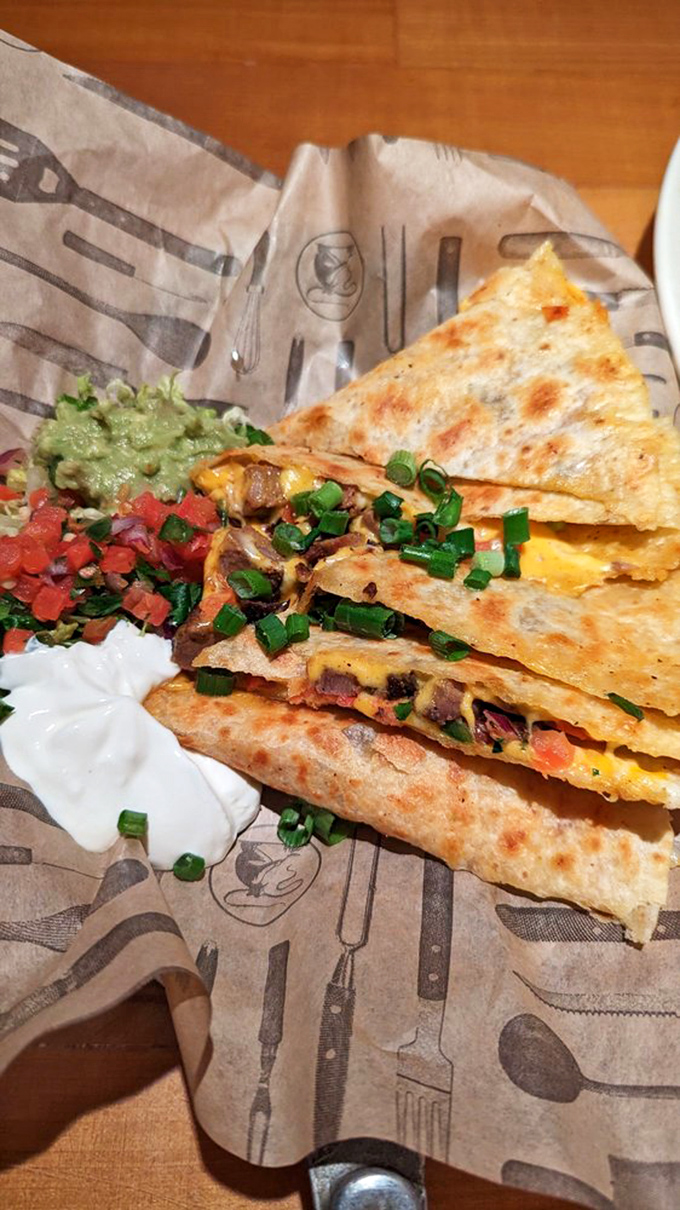 The quesadilla that dares to be more than a starter, loaded with steak and cheese in proportions that would make any Texan nod approvingly.