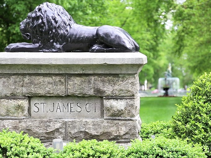 Even the lions in Kentucky look friendly. This guy's been guarding St. James Court longer than some bourbon's been aging.