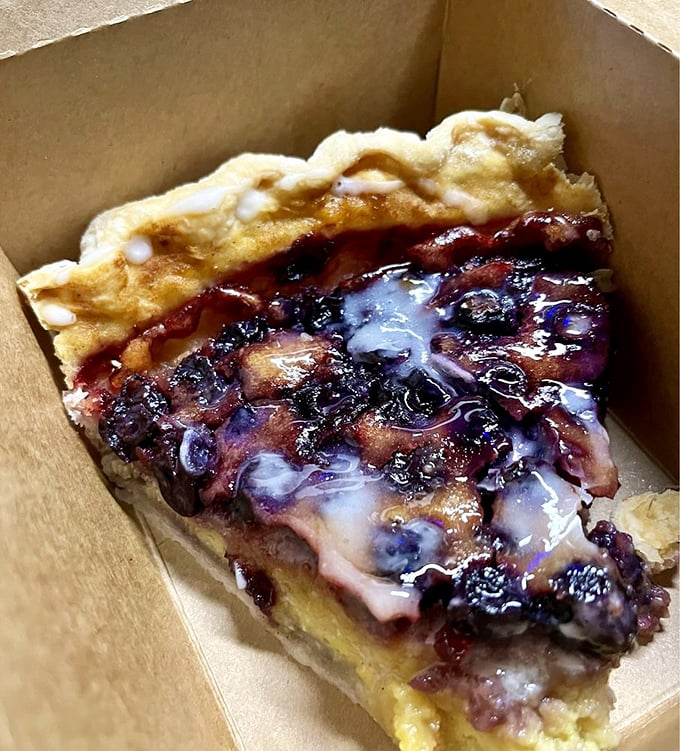 Berry blissful! This blueberry pie looks so good, it might just make you forget about all other fruits. Sorry, apples.