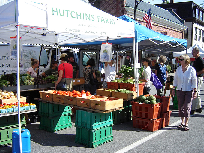 Hutchins Farm stand: Where the produce is so fresh, it might just start a revolution in your taste buds. Eat local, think global!