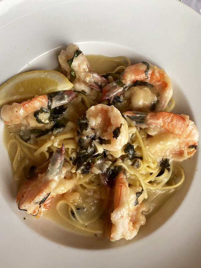 Shrimp scampi that's swimming in garlicky goodness. It's like a mermaid's bubble bath, but tastier!