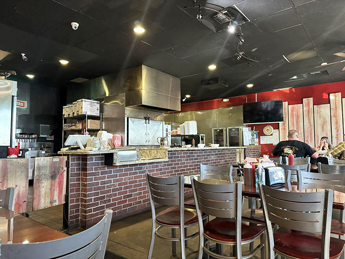 BBQ brings people together! This bustling dining room is proof that good food is the universal language of happiness.