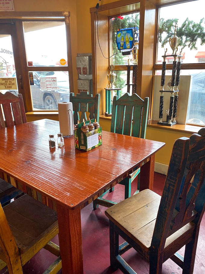 Pull up a chair and stay awhile! This cozy dining area is perfect for savoring every bite and plotting your next barbecue conquest.