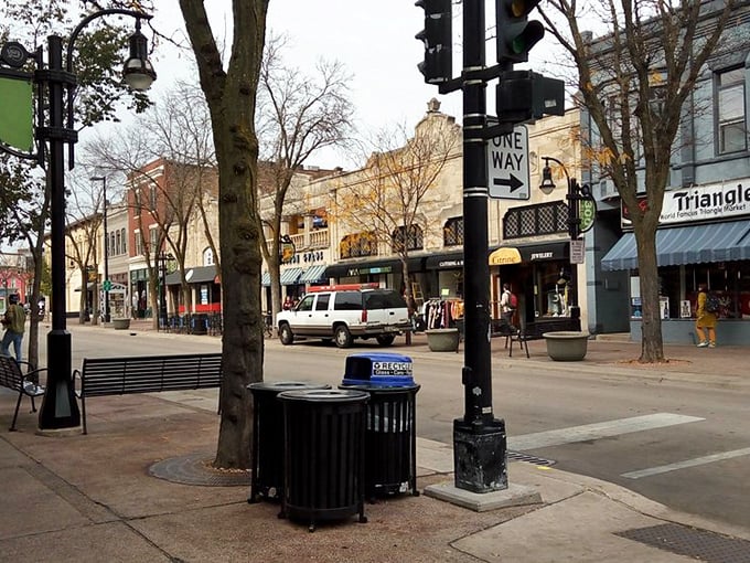Small town, big charm! Madison's downtown is where "Mayberry" meets "Main Street, U.S.A."&mdash;minus the mouse ears, plus authentic Midwest flavor.