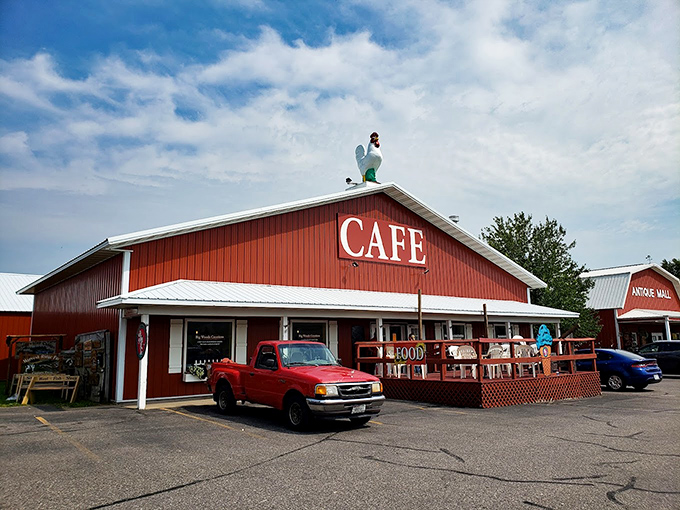 Fuel up for your antiquing adventure at this charming cafe! Just don't expect avocado toast - we're talking good old-fashioned comfort food here.