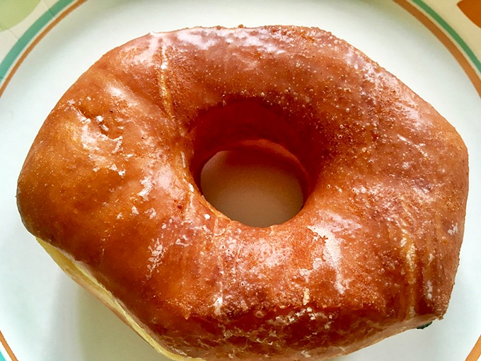 Simplicity at its finest! This perfectly glazed donut is the Little Black Dress of the pastry world - timeless and always appropriate.