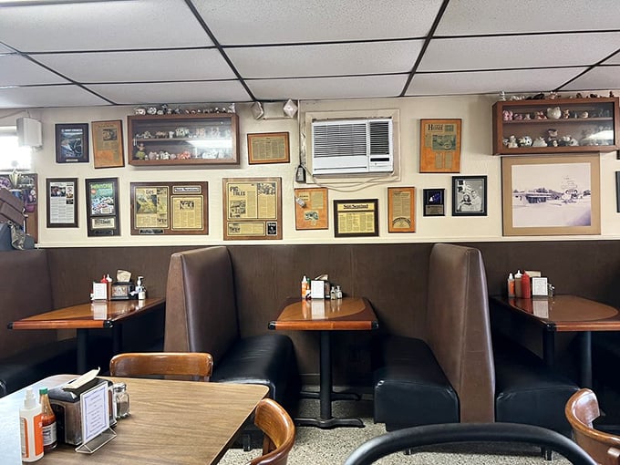 Booths that have cradled barbecue lovers for generations. If these seats could talk, they'd probably say, "Please, eat more ribs!"