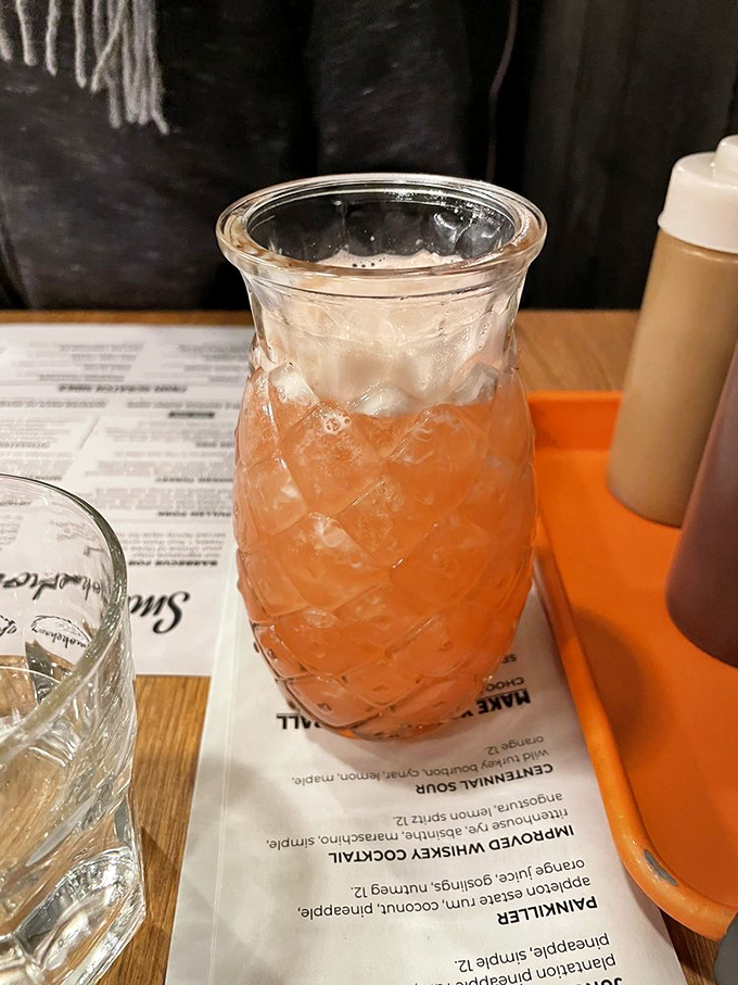 It's always a jungle out there when barbecue's involved! This twinkling oasis is where carnivores come to play after dark.