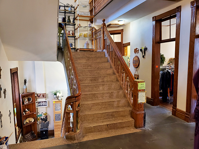 Stairway to heaven? Nope, just the next floor of fabulous finds. Each step promises new discoveries and potential "eureka" moments.