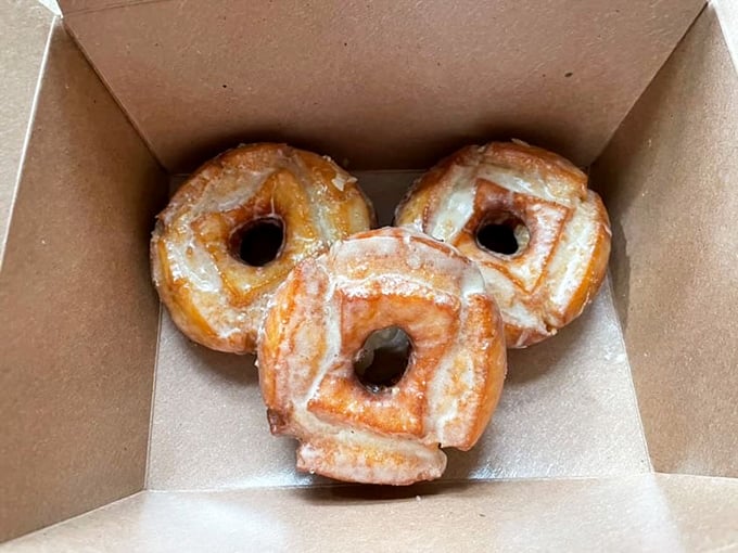 Old-fashioned never looked so good! These classic rings are like time machines, transporting you back to simpler, sweeter times.