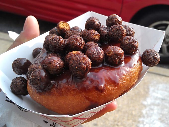 Seasonal sensations! These limited-time treats are like edible postcards from flavor town &ndash; don't miss out!