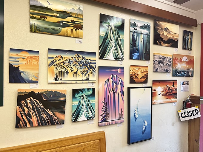 Who needs a museum when you've got walls like these? Local art that'll feed your soul while you feed your face.