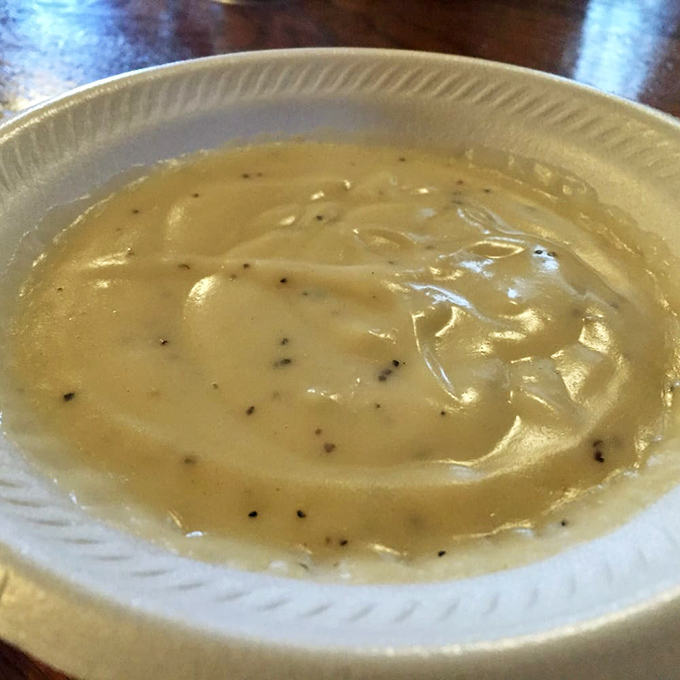 Gravy so good, you'll want to write it a thank-you note. Pepper-speckled perfection in every spoonful.